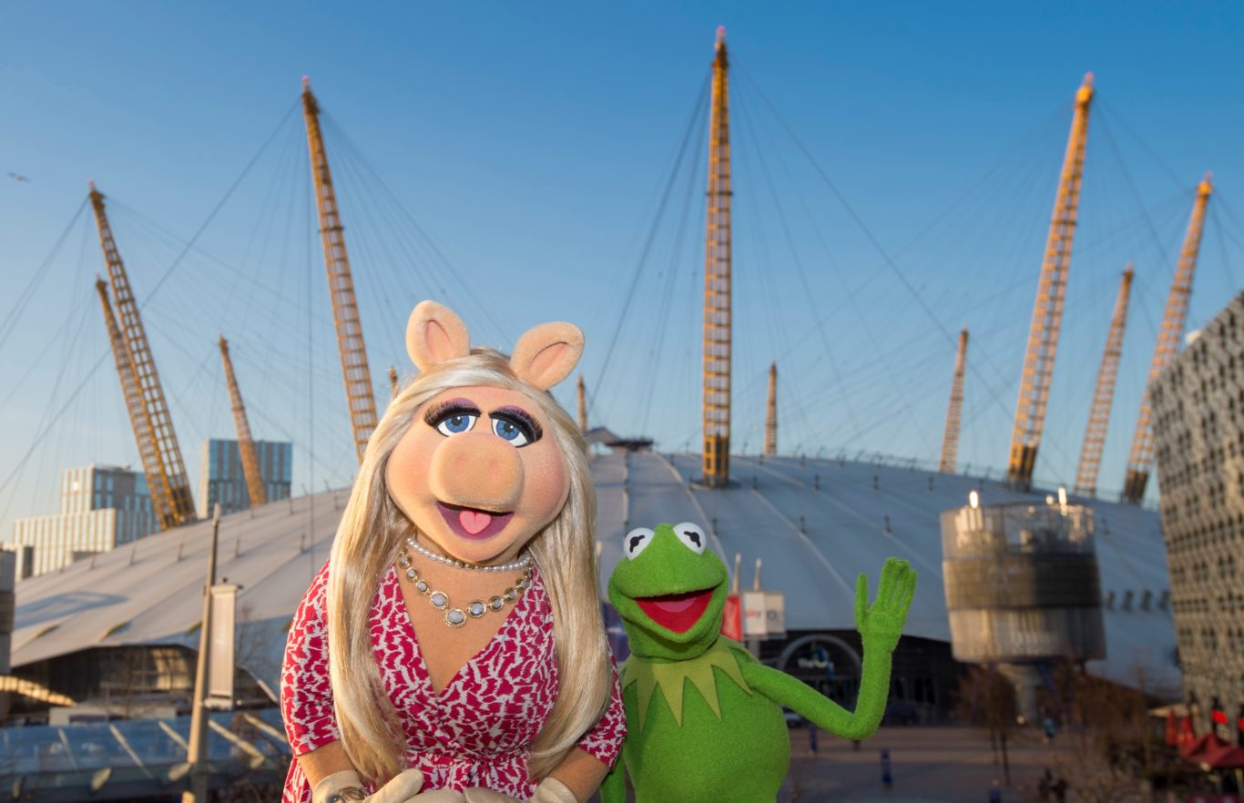 Miss Piggy angling for royal wedding invitation as Muppets announce ...