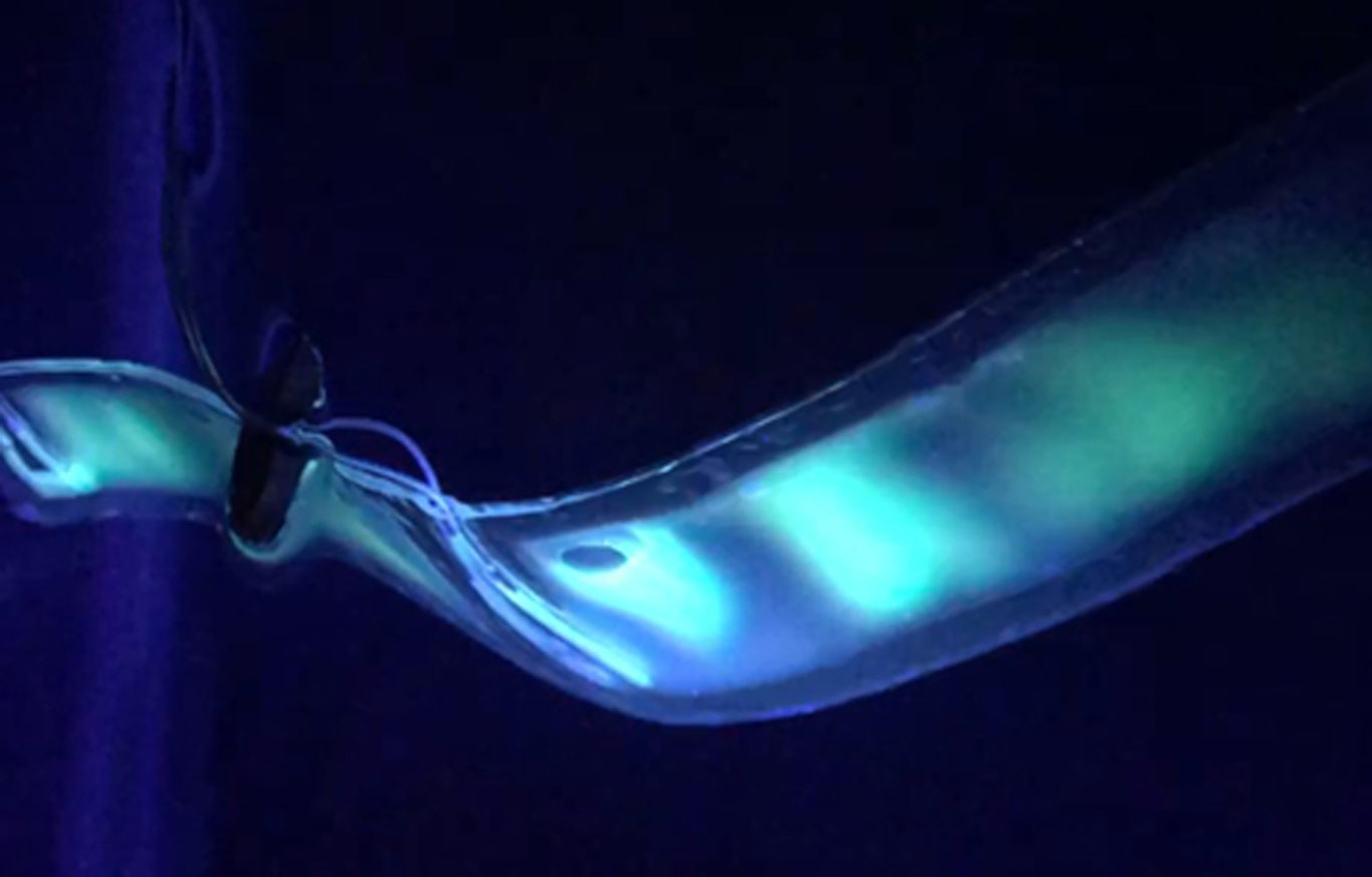 This robot uses artificial muscles to move like an eel underwater - The ...