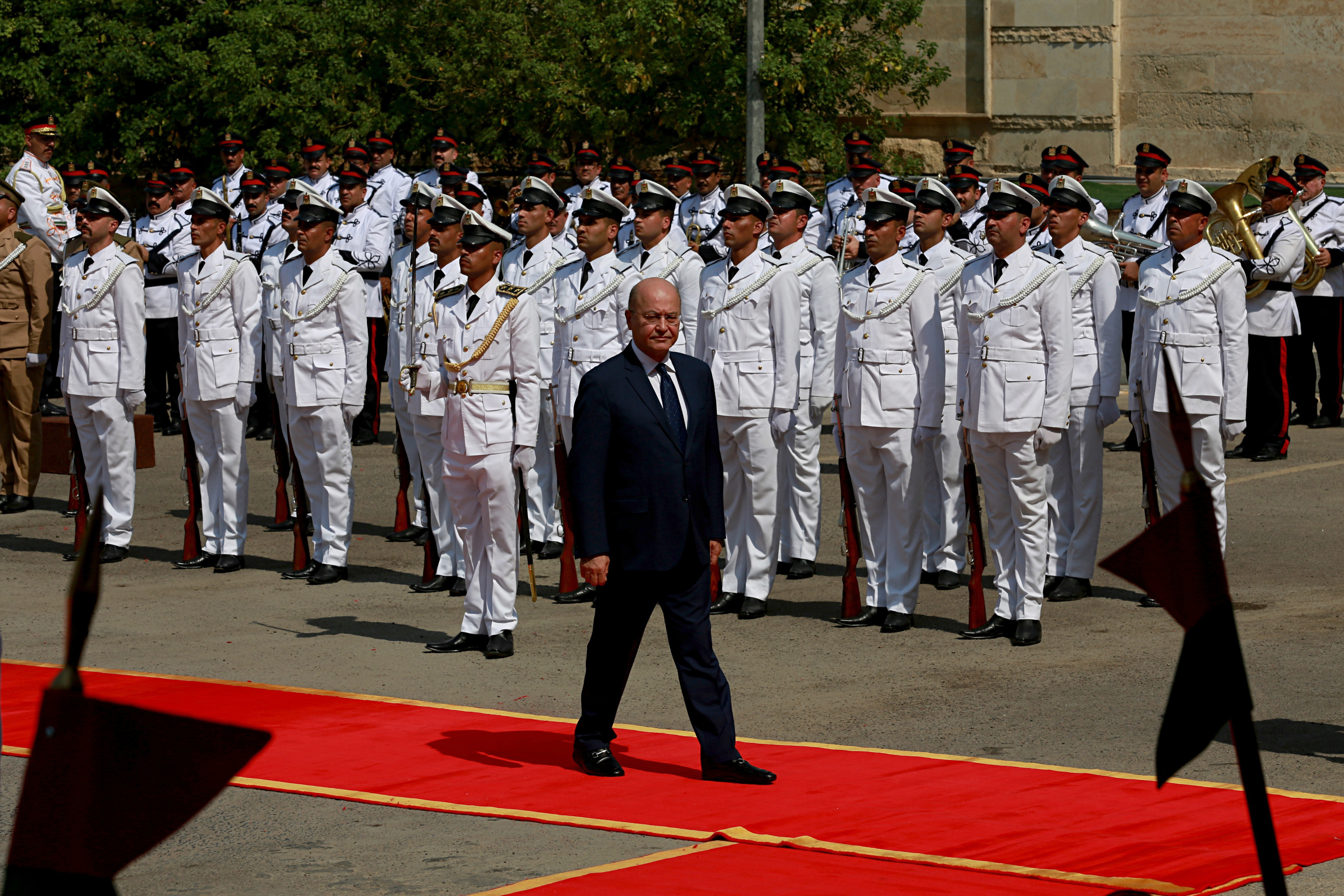 Iraq’s new president takes office | Daily Echo