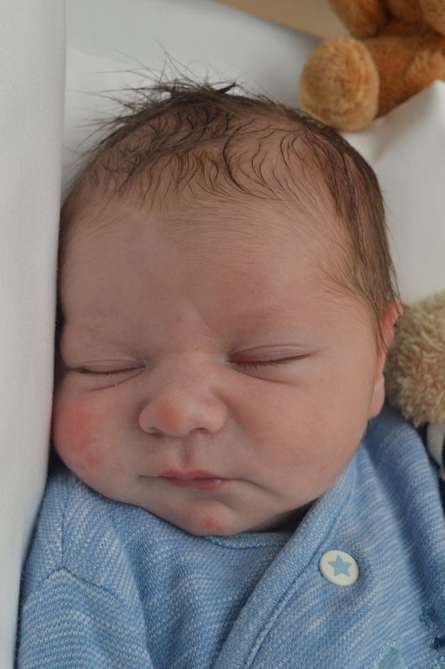 Images of abandoned baby Edward released in hunt for his mother ...