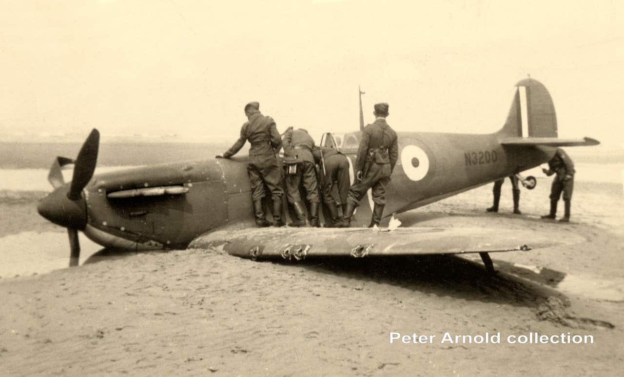 Dunkirk pilot’s battle-damaged jacket acquired by Imperial War Museum ...