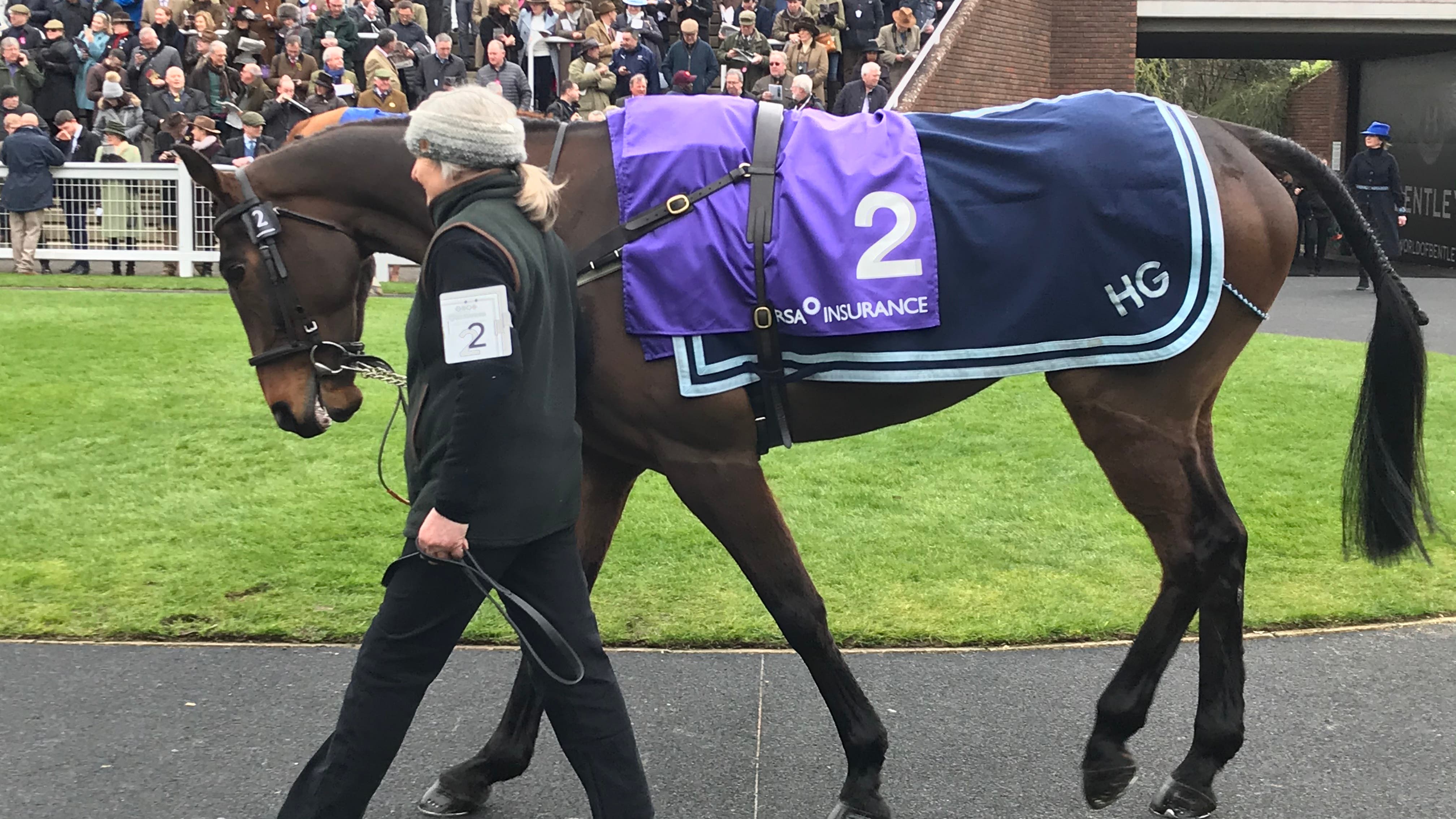 Harriet Graham goes for Boodles Gold Cup with Aye Right