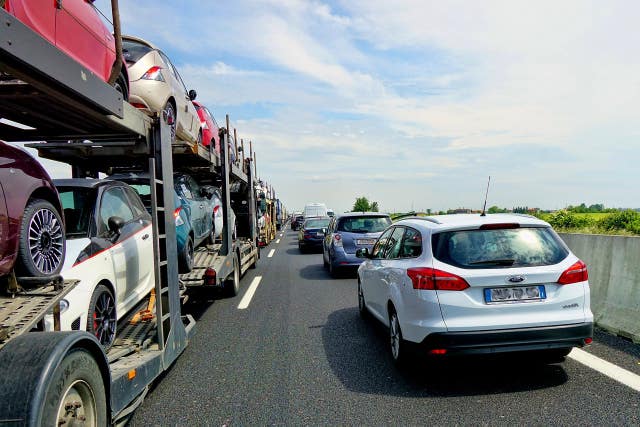 How to drive safely in hot weather | Express & Star