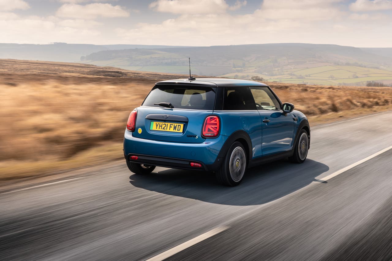 First drive: The updated Mini Electric is as charming as EVs get ...
