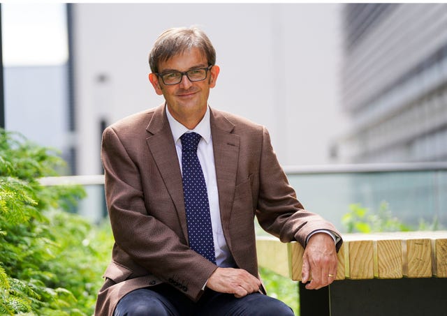 Team Oxford: The seven celebrated scientists who took on Covid-19 ...