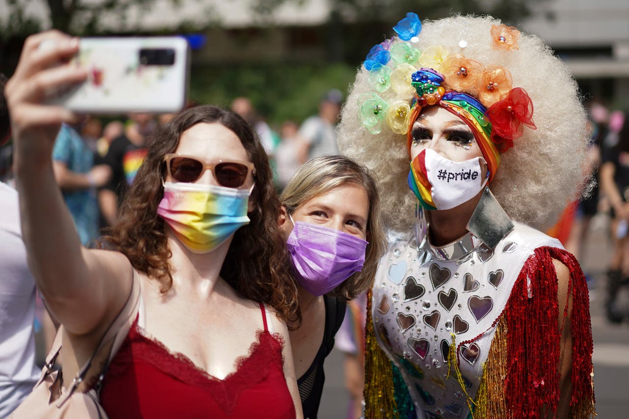 Thousands march for LGBTQ rights in Berlin parade | Slough Observer