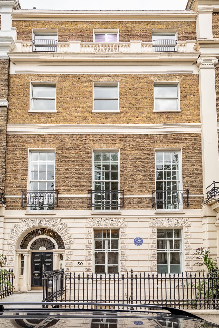 Historian and broadcaster Kenneth Clark honoured with a blue plaque ...