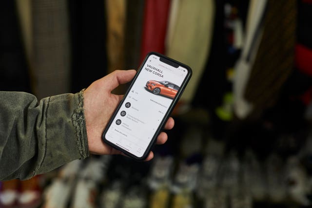 Vauxhall introduces new Plug and Go offer for buyers of its electrified ...