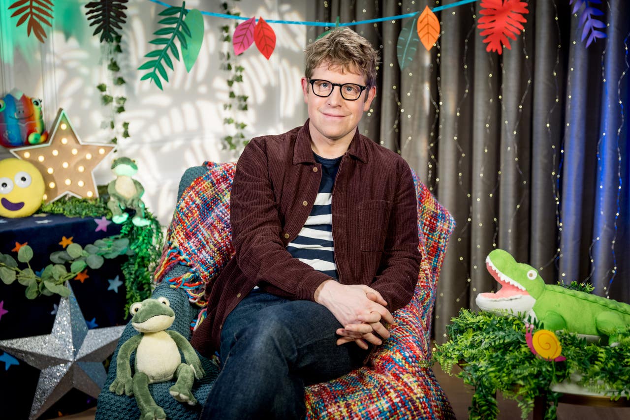 Ellie Goulding among stars reading CBeebies bedtime stories for Comic ...