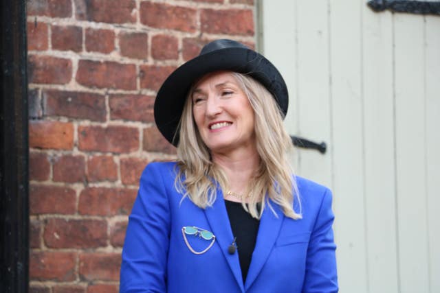 Three new Bargain Hunt presenters revealed - The Irish News