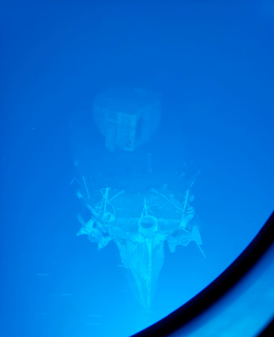 US destroyer sunk in 1944 becomes deepest shipwreck discovered | The ...