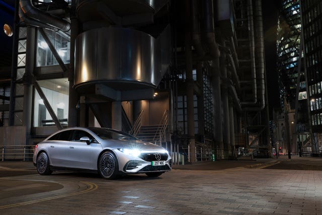 First Drive: Is the Mercedes EQS a luxury car for the electric age ...