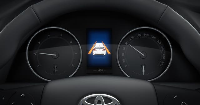Driver assistance systems: What are they and what do they do?