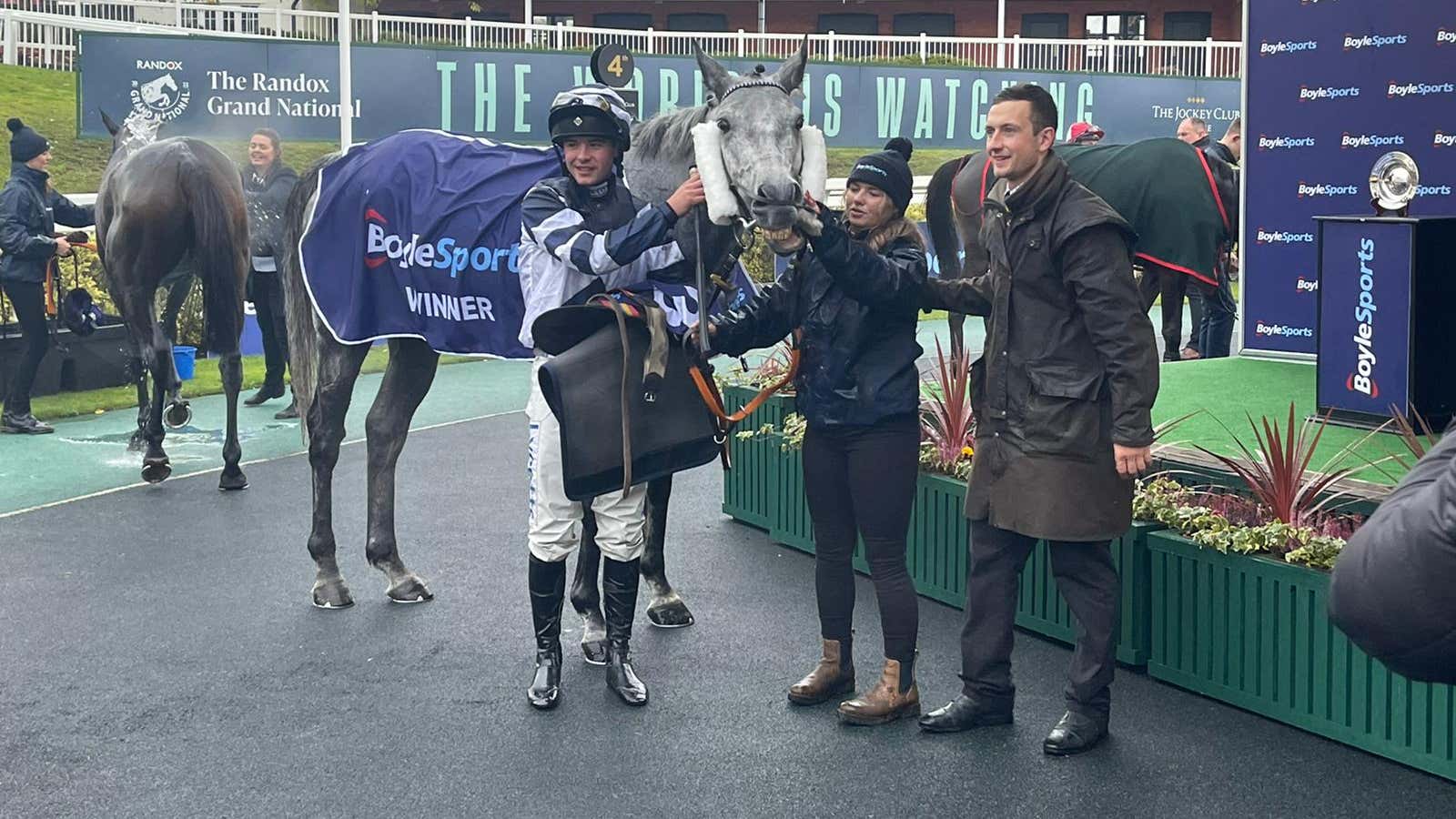 Al Dancer proves poignant winner of Grand Sefton at Aintree