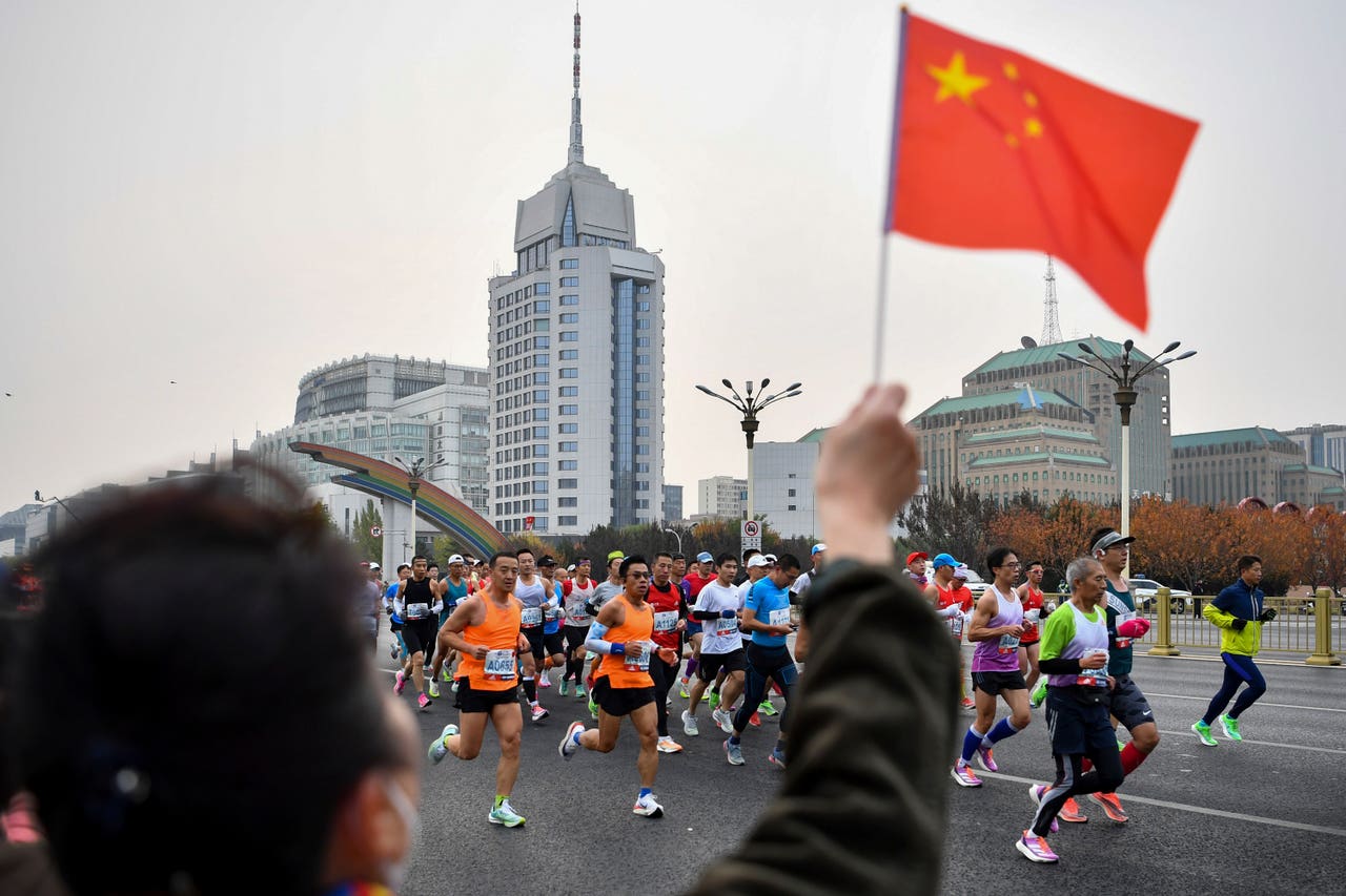Beijing Marathon returns but China sticks to ‘zero-Covid’