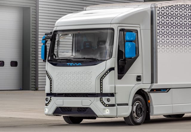 British-built electric truck now eligible for plug-in grant ...