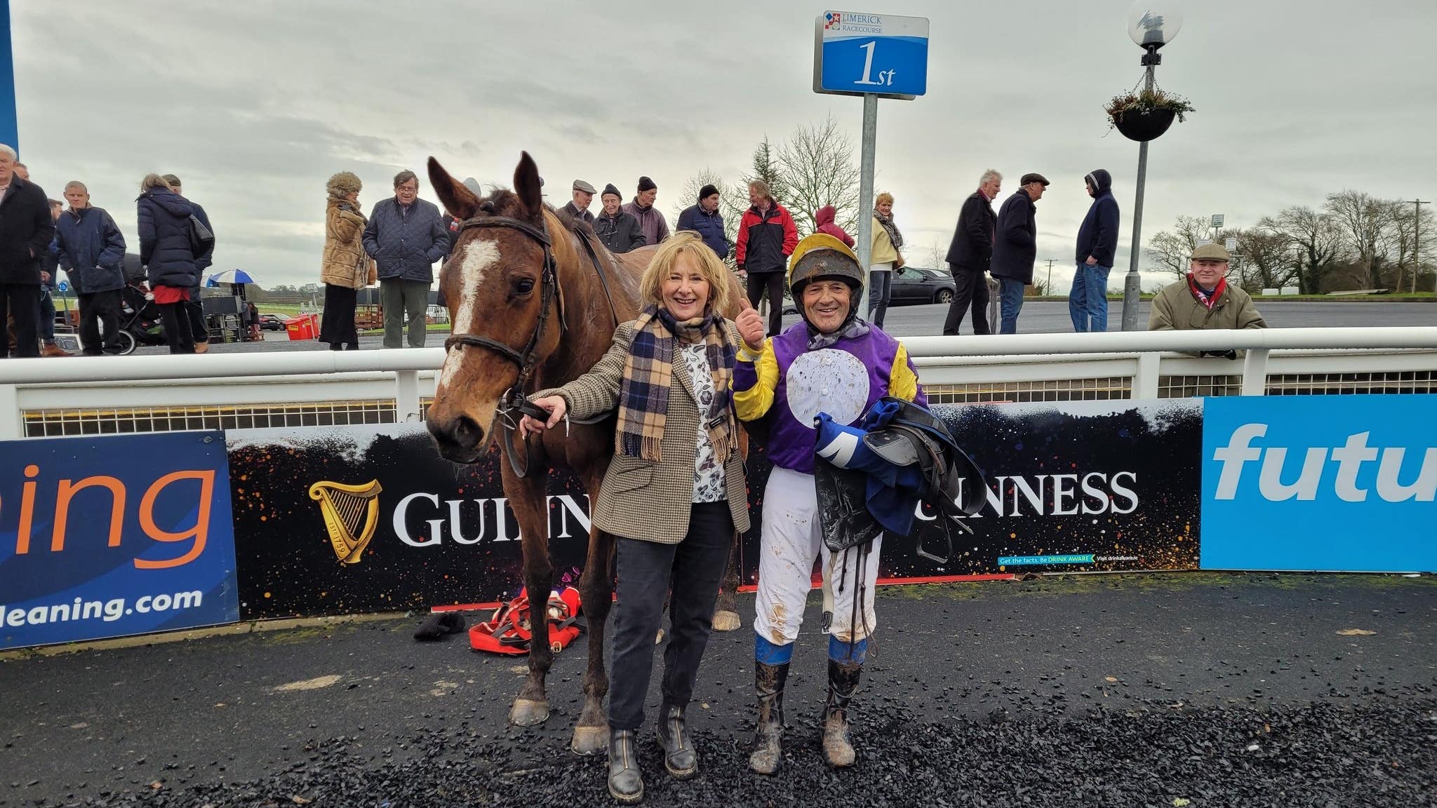 Watch: 66-year-old jockey wins his first race since 1988