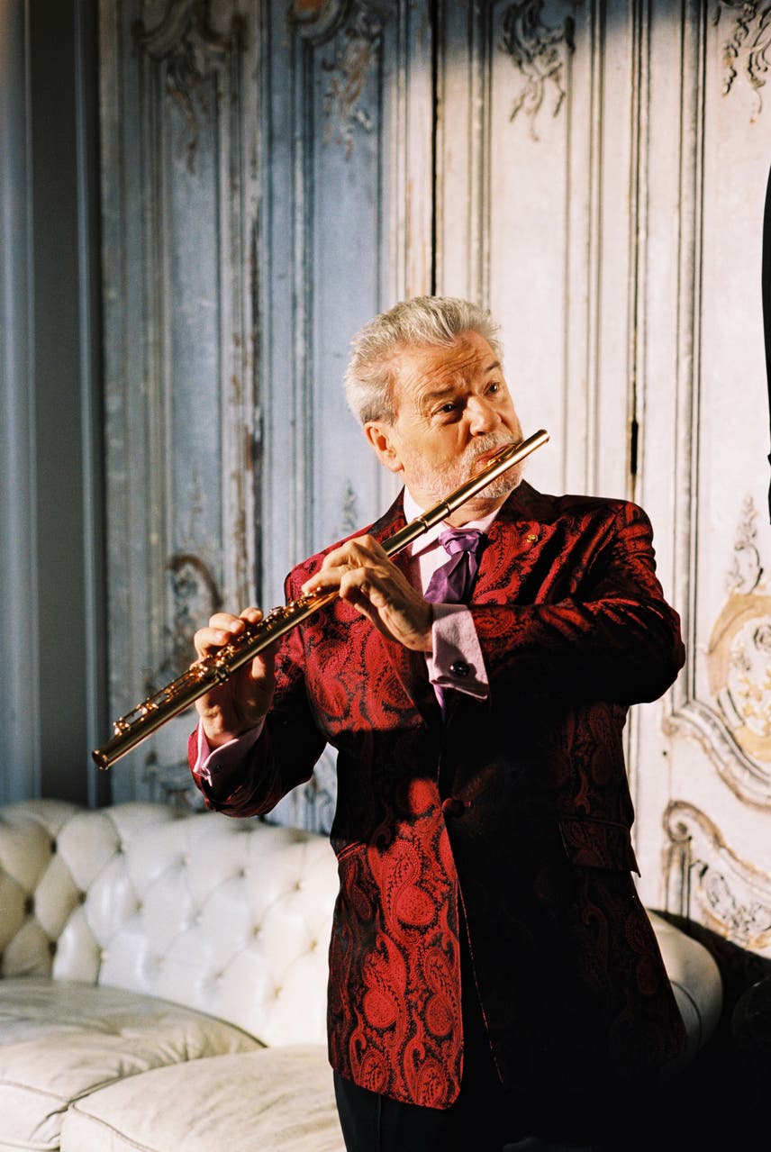 Irish flute player performs with Lizzo at Met Gala