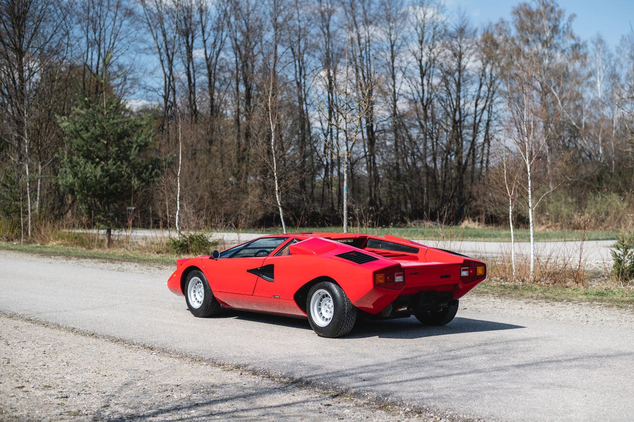 Sir Rod Stewart’s Lamborghini Countach heads to auction | Express & Star