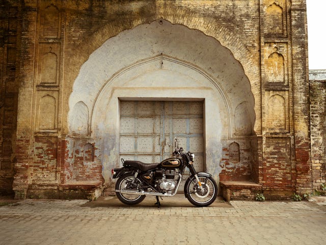 Royal Enfield revives Bullet name in Europe for new retro-inspired ...
