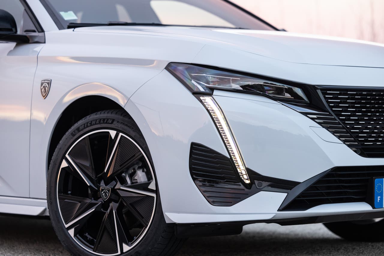 First Drive: Is the new Peugeot e-308 SW an EV with one eye on ...