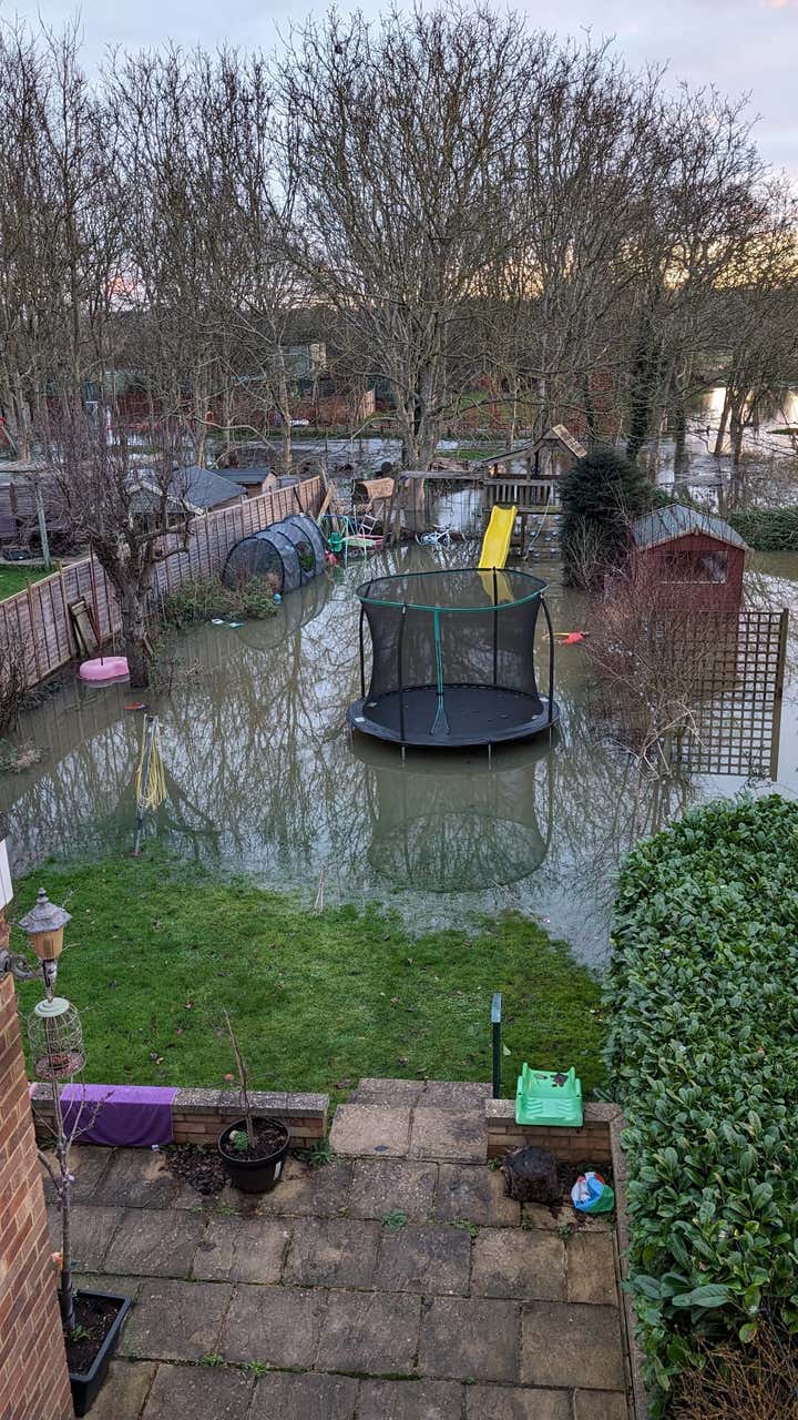 Maidenhead flooding: Gardens become lakes amid worries homes will be ...