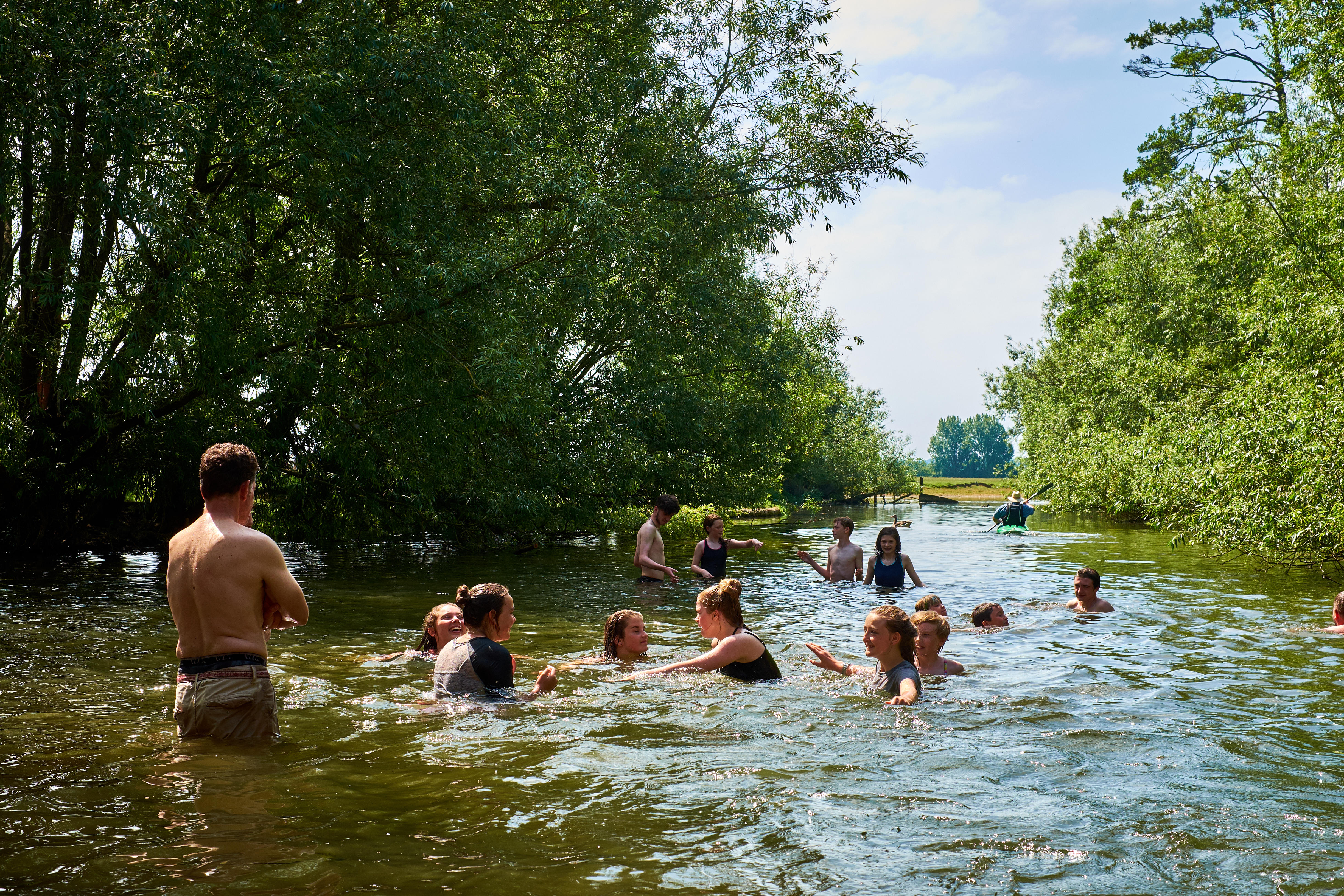 Kate Moss’s wellbeing secrets as she turns 50 - Entertainment - Carlow ...