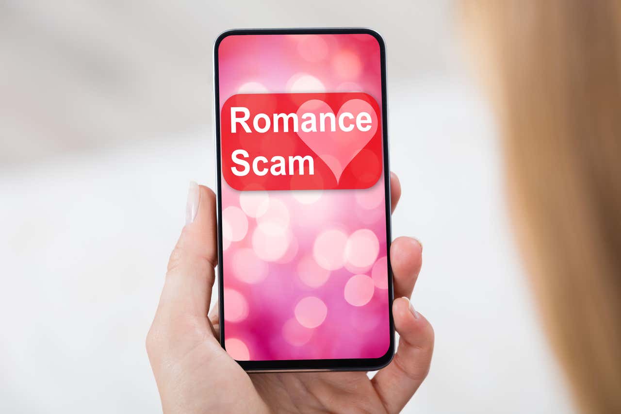 Ten signs you could be dating an online scammer | YourLifeChoices
