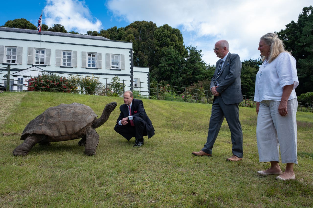 Duke of Edinburgh meets oldest living land animal – Jonathan the ...