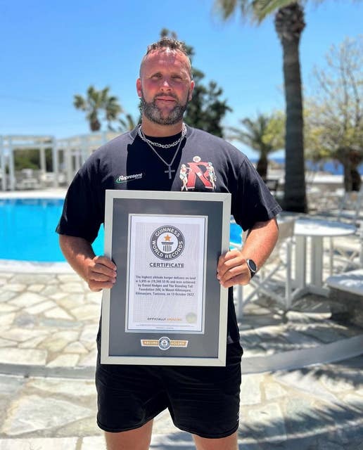 ‘Lucky’ marathon runner urges others to talk about suicidal thoughts ...