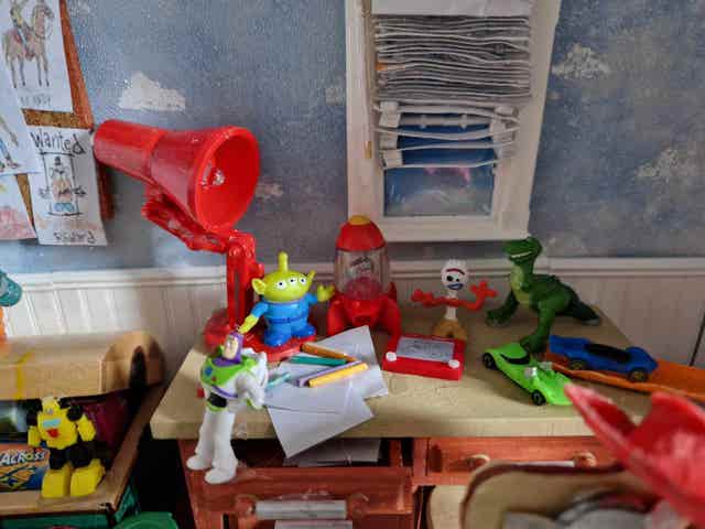 Disney fan recreates miniature versions of Andy and Sid’s rooms from ...