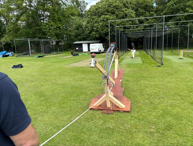 Howzat! Cambridge University engineers recreate Venn’s historic bowling ...