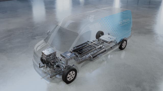 Renault’s hydrogen Master prototype van promises 435-mile range ...
