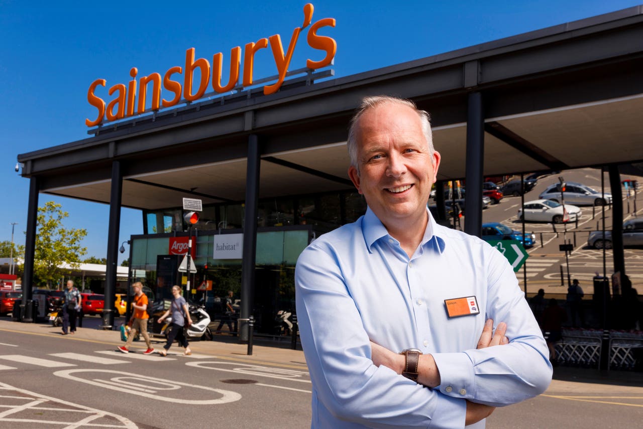 Sainsbury’s predicts flat profits as grocery price war heats up | Daily ...
