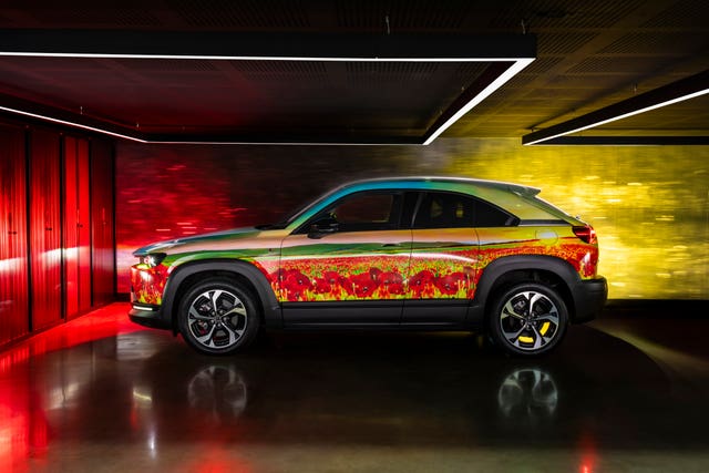 Mazda creates an MX-30 poppy art car for Race of Remembrance | Express ...