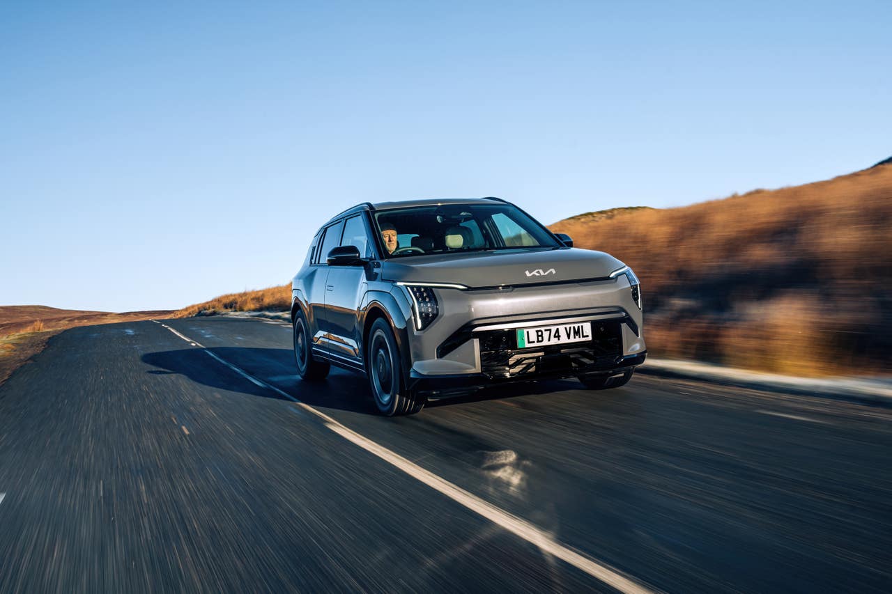 Kia updates in-car software with AI voice assistant and video streaming ...