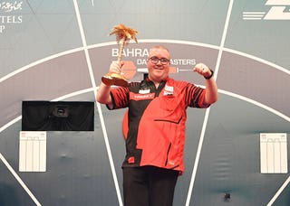Luke Littler suffers quarter-final exit as Stephen Bunting wins Bahrain ...
