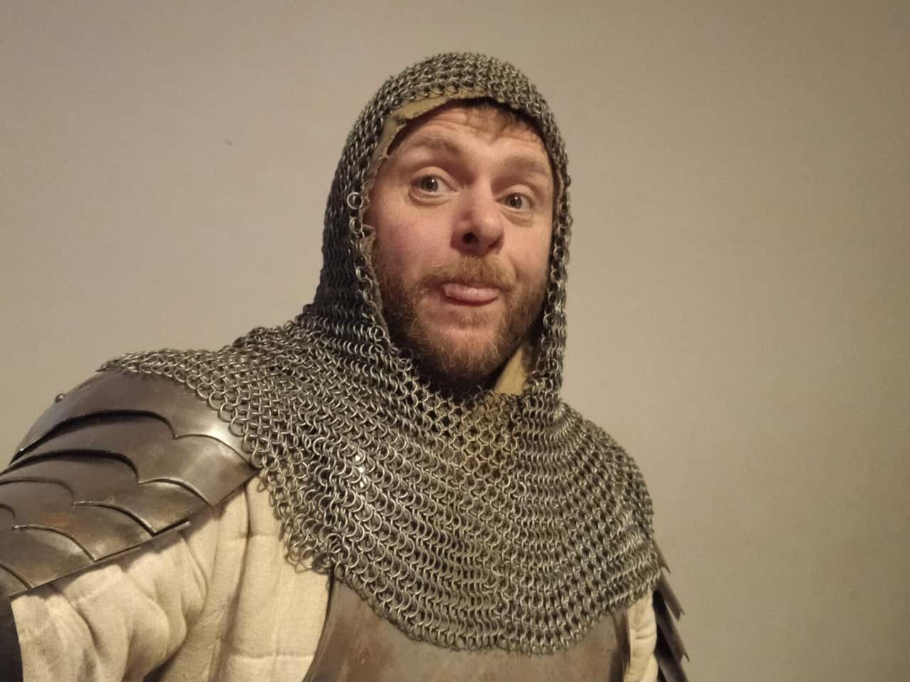 The Falkirk Knight: Scot braves Storm Eowyn in full armour | Hexham Courant