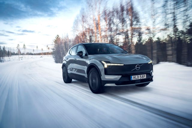 Ice Drive: Volvo’s EX30 Cross Country adds some character to the EV mix ...