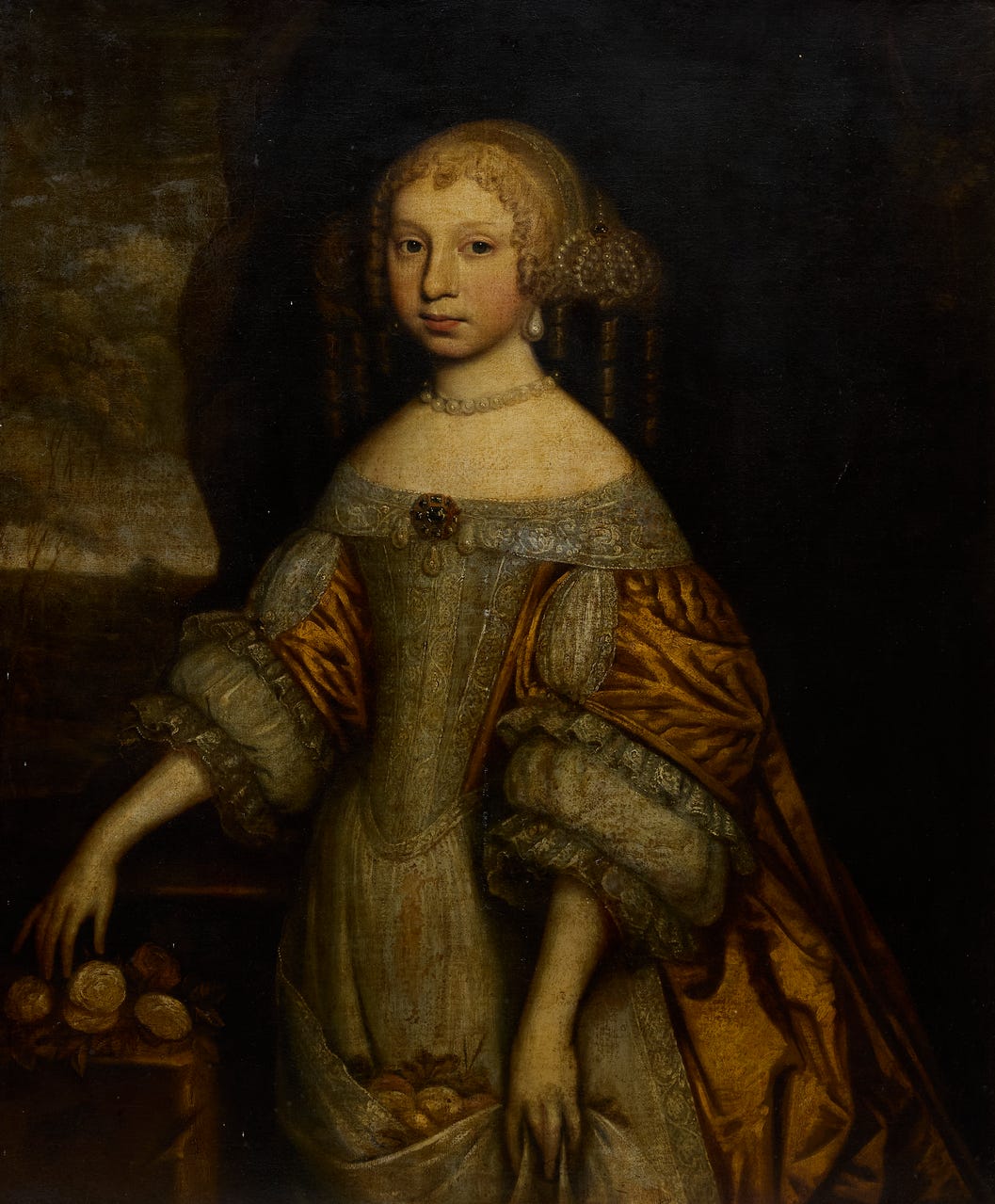 Antiques Roadshow expert’s collection sells for double its estimate ...