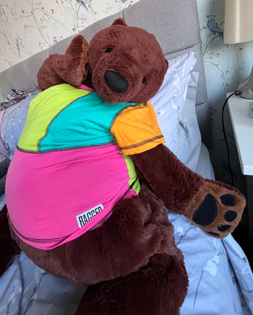 Strike a pose: Vinted user goes viral for modelling clothes on Ikea ...