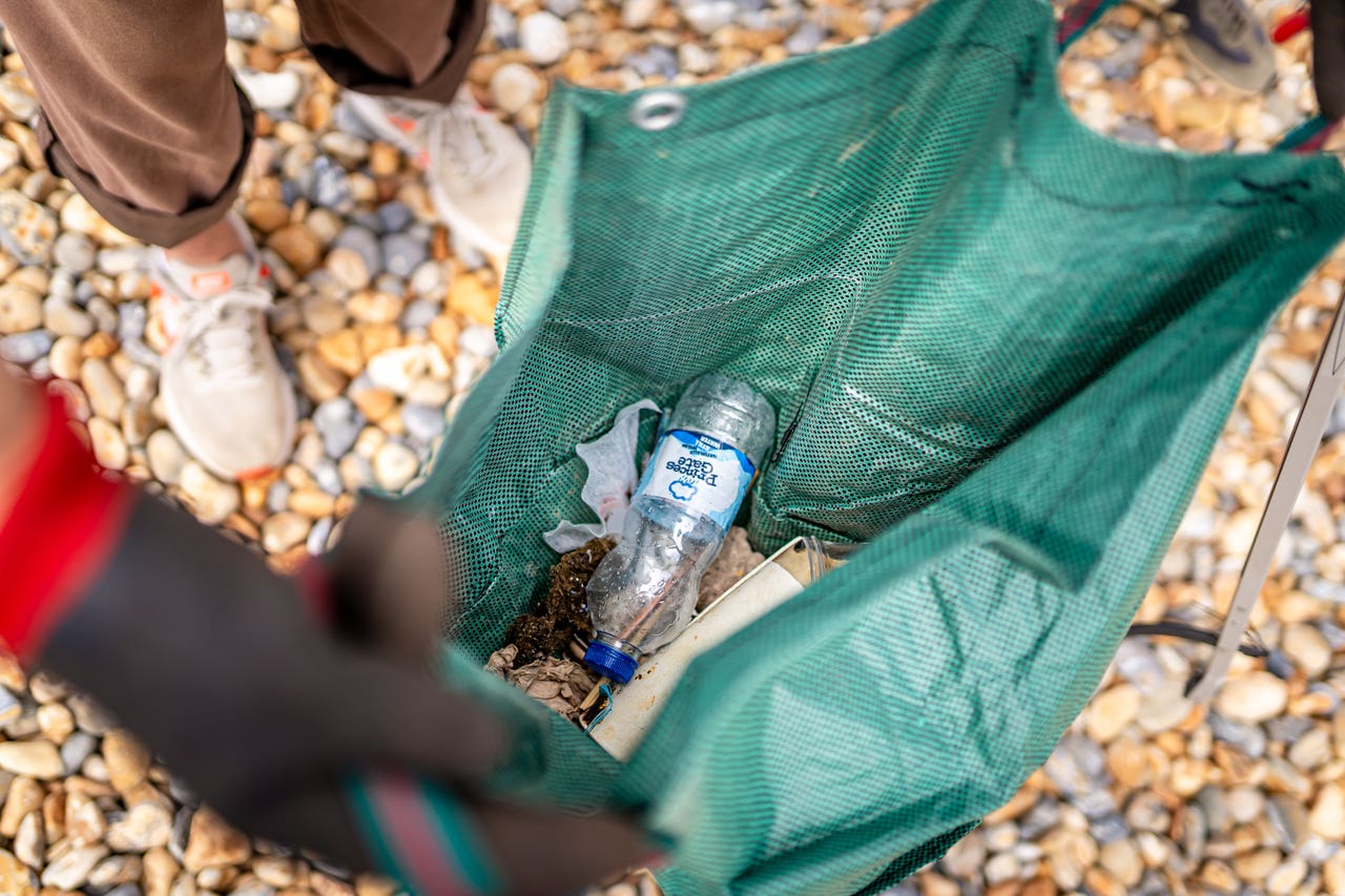 Plastic litter increases by nearly 10% on UK beaches, charity clean-up ...