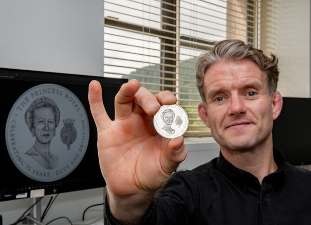 First Royal Mint coin to celebrate Anne goes on sale for her 75th ...