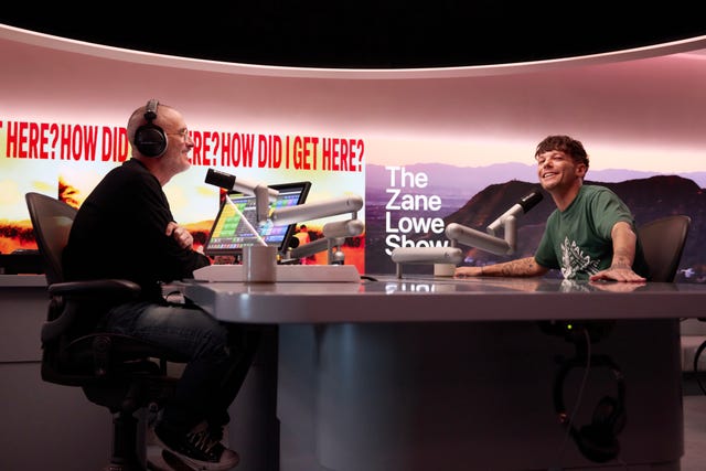 Louis Tomlinson struggled to write songs about anything other than Liam ...