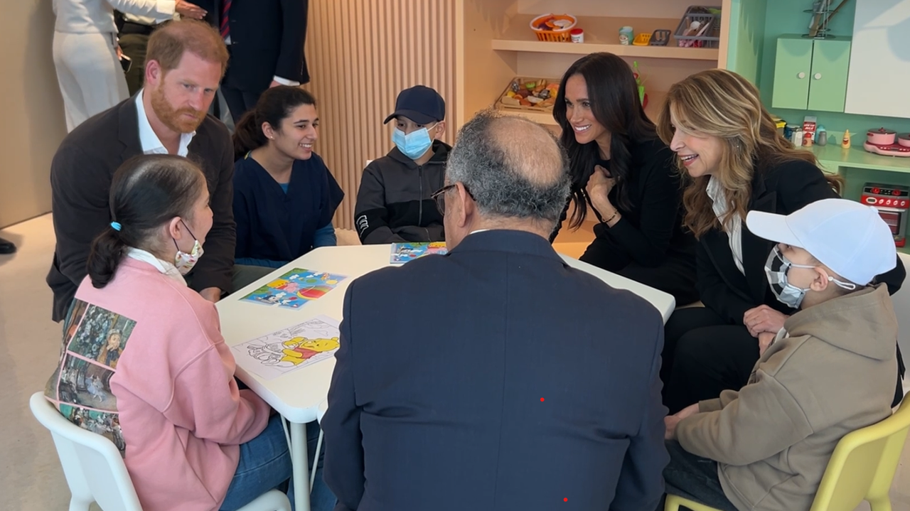 Harry and Meghan hug and comfort cancer patients and families in Jordan ...