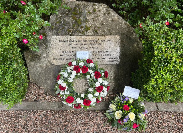 Truth being withheld over RAF Chinook disaster, families say | Evesham ...