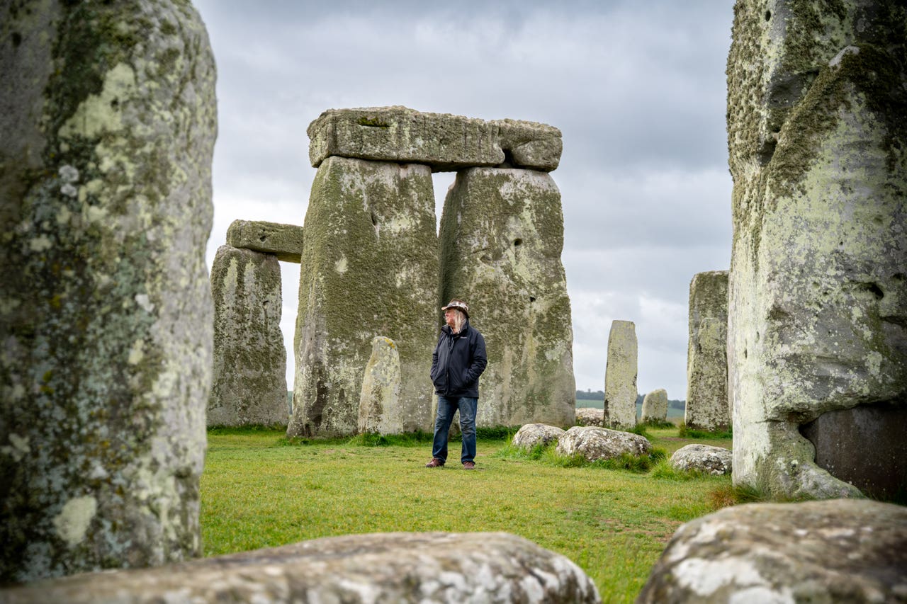 Archaeologists unearth 5,000-year-old ‘prototype’ for Stonehenge ...