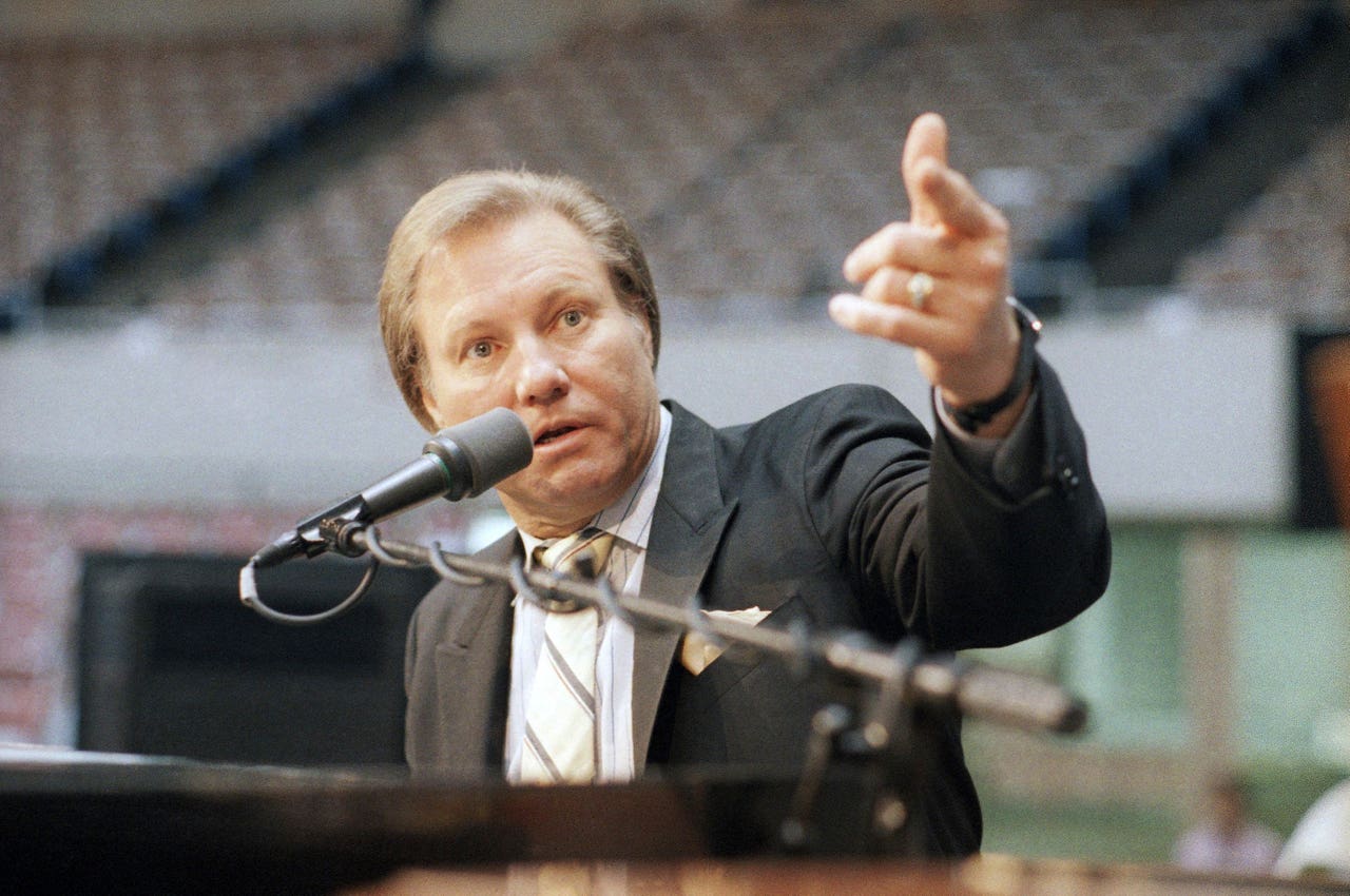 Prostitution scandal televangelist Jimmy Swaggart dies at 90 | The Argus