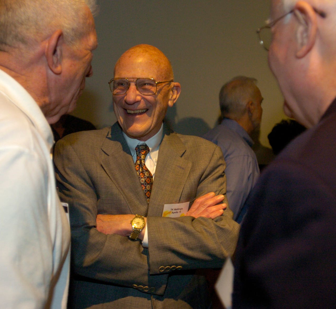 Ken Mattingly, astronaut who helped Apollo 13 crew return to Earth ...