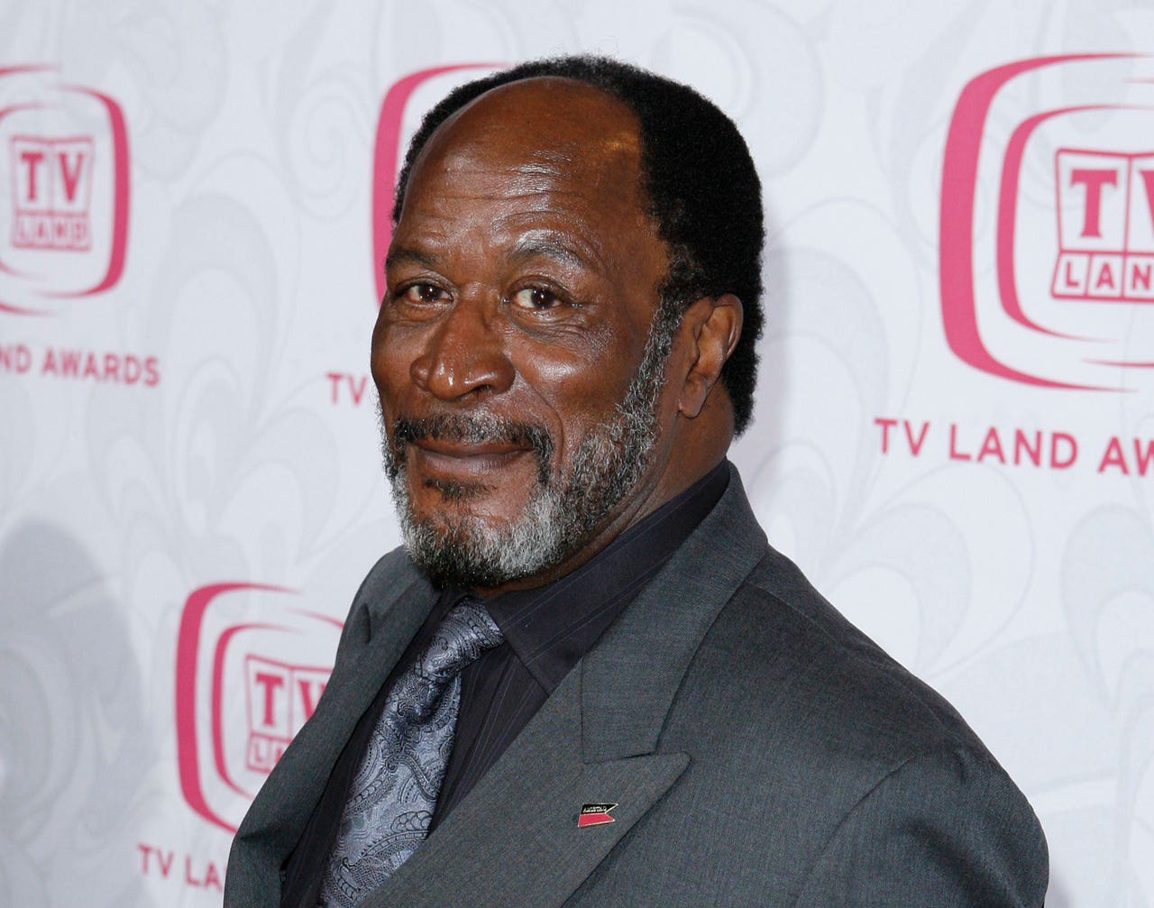 Roots And Coming To America Star John Amos Dies Aged 84 Surrey Comet
